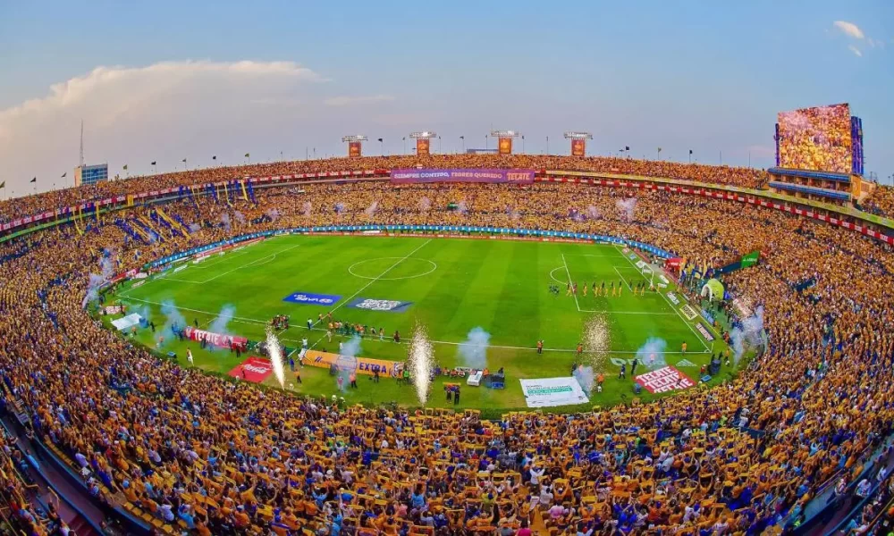 Celebra Estadio Universitario su 57 aniversario - Otros Datos